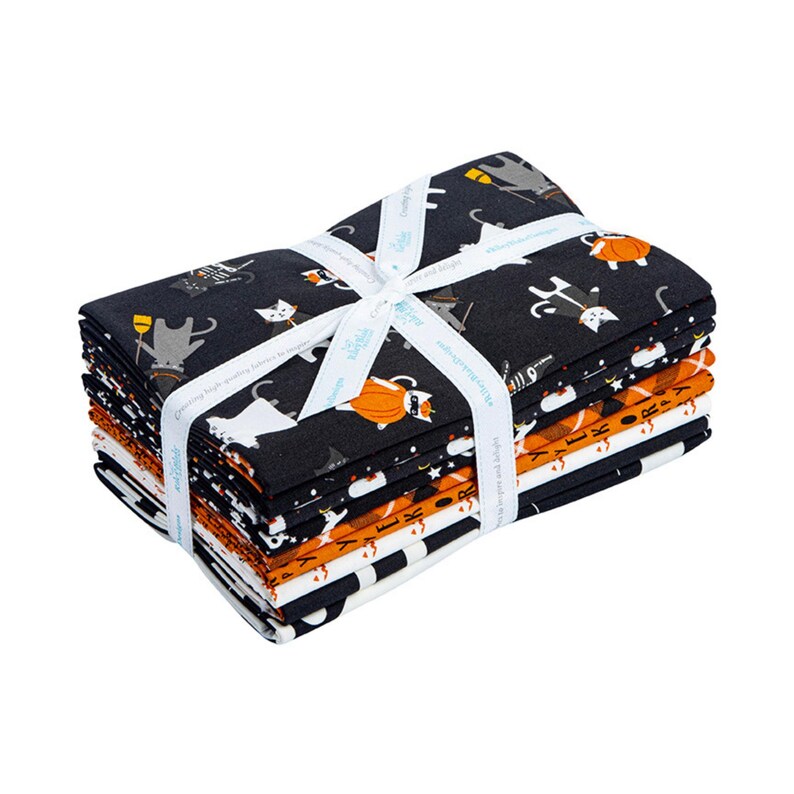 Halloween Fabric Bundle, Hey Bootiful 1 Yard Charcoal Bundle Includes 2 ...