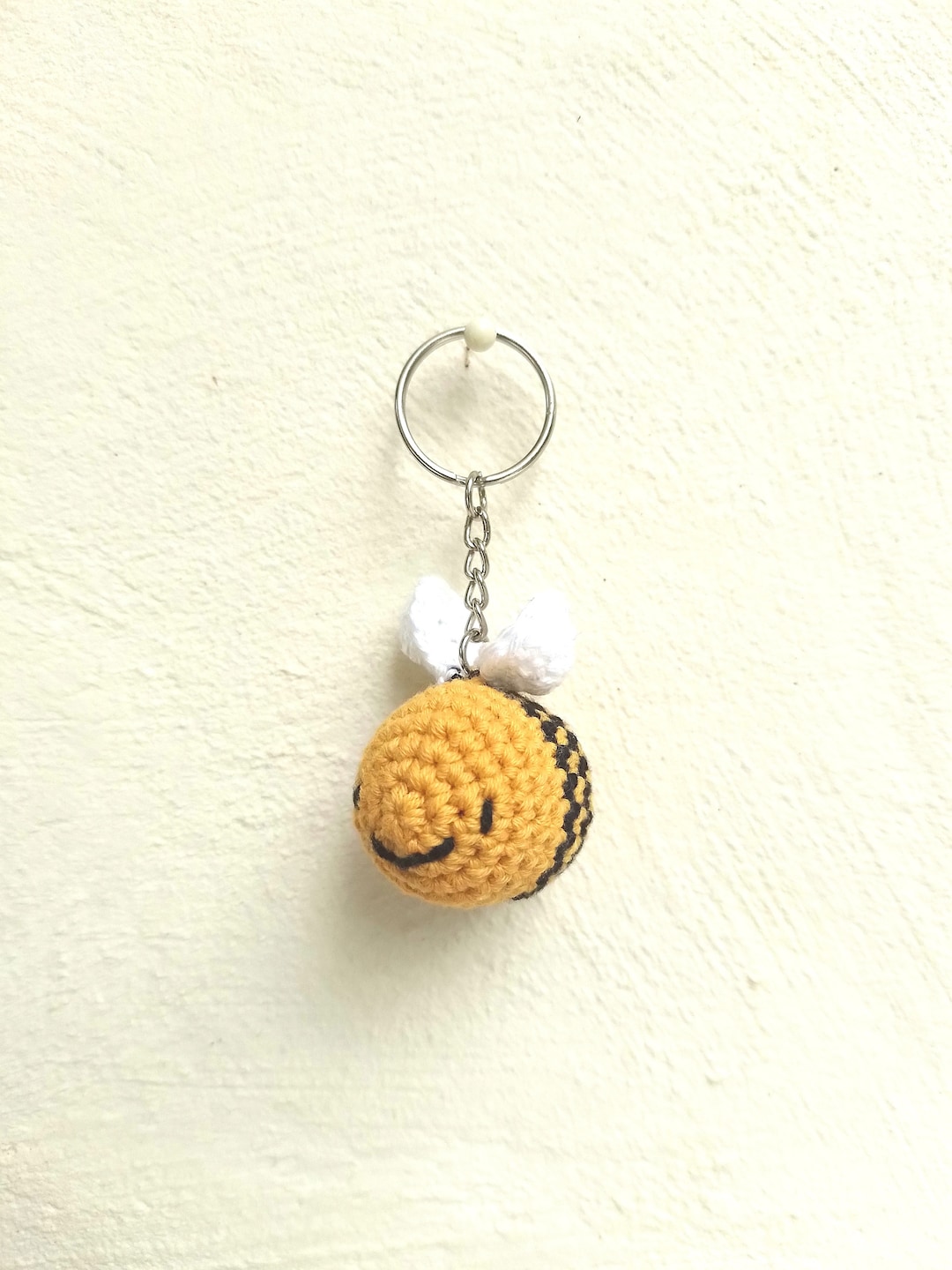 Beginner Crochet Kit Bee Key Ring, Crochet Key Ring, Amigurumi Bee - Etsy