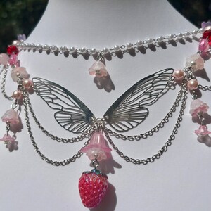 The ‘butterfly Berry’ Necklace - Etsy
