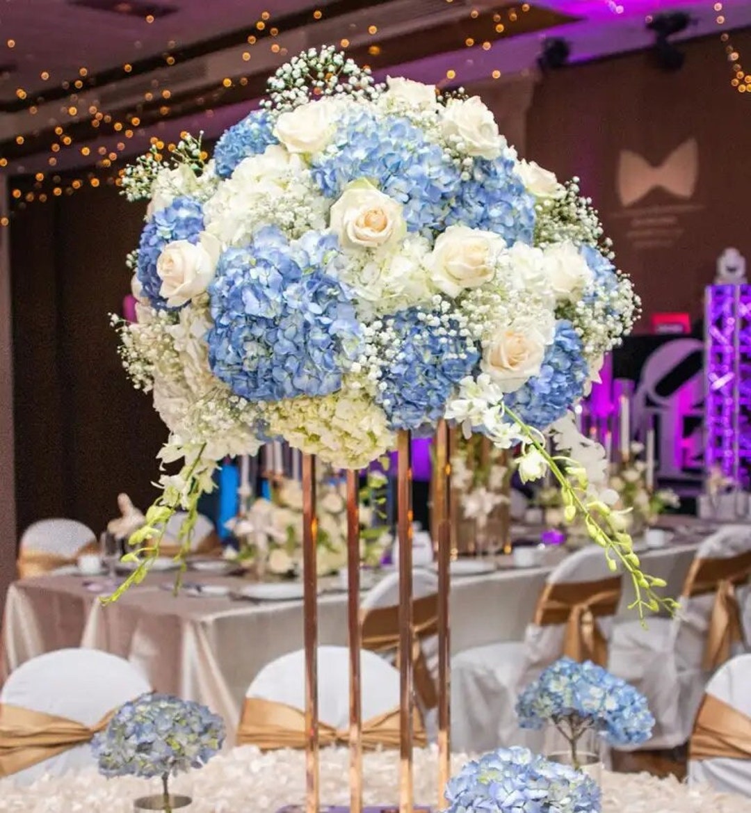 Blue White Hydrangeas Roses Flower Ball Wedding Arrangement Wedding ...