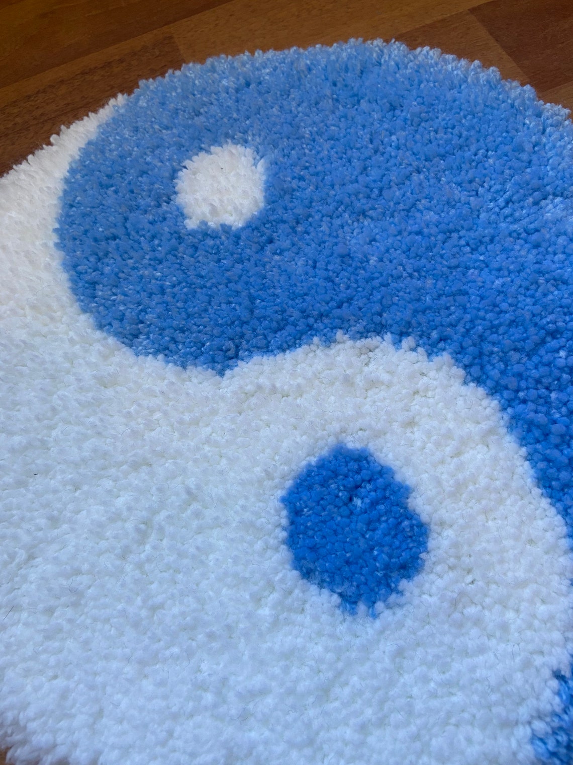 Yin and Yang Floor Rugs / Wall Rugs / Minimalist Room Decor / - Etsy