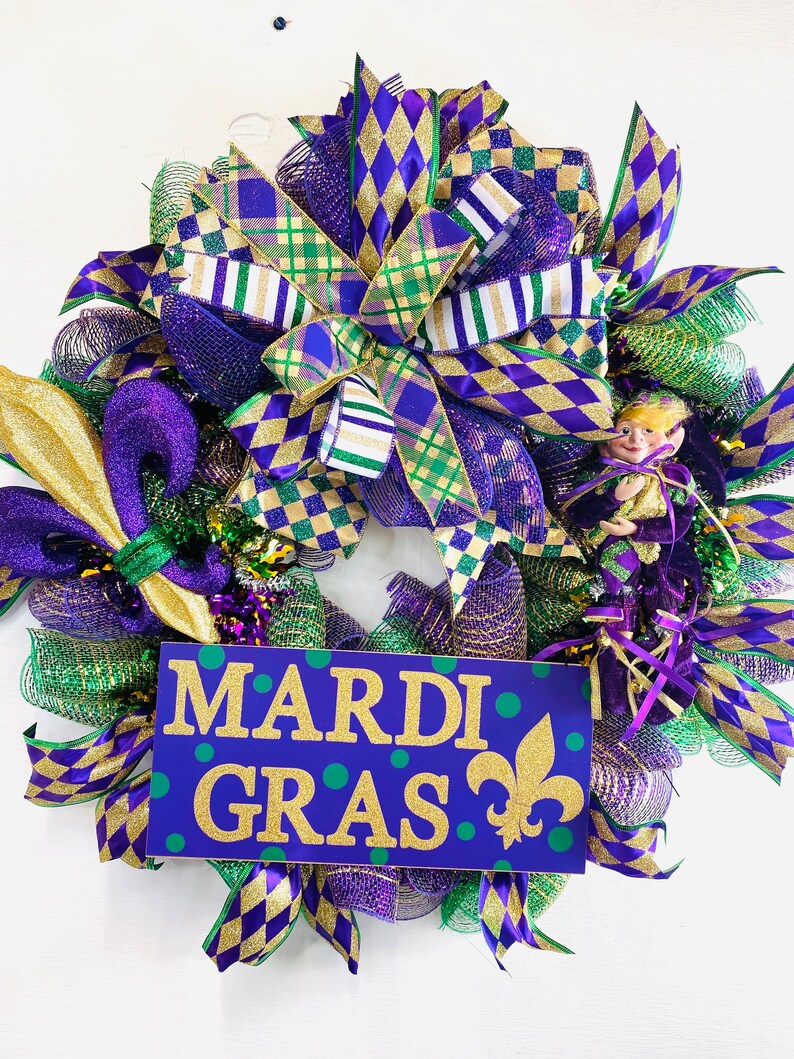 Mardi Gras Front Door Wreath, Jester Elf, Fat Tuesday Wall Hanger for ...