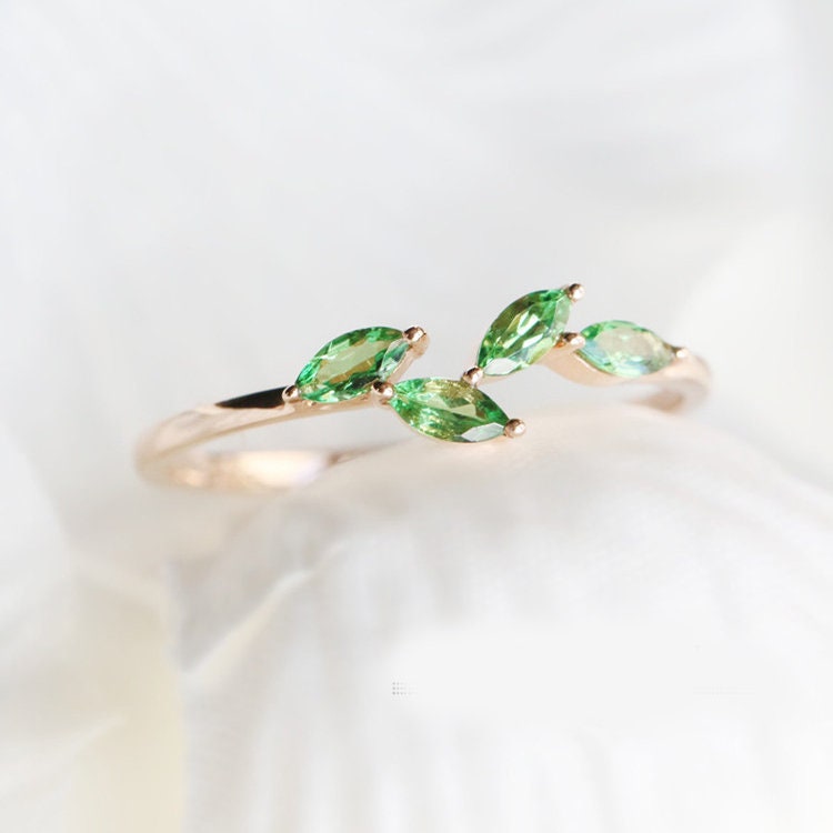Emerald Leaf Ring Floral Emerald Promise Ring 9K Minimalist - Etsy