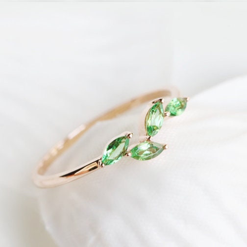 Emerald Leaf Ring Floral Emerald Promise Ring 9K Minimalist - Etsy