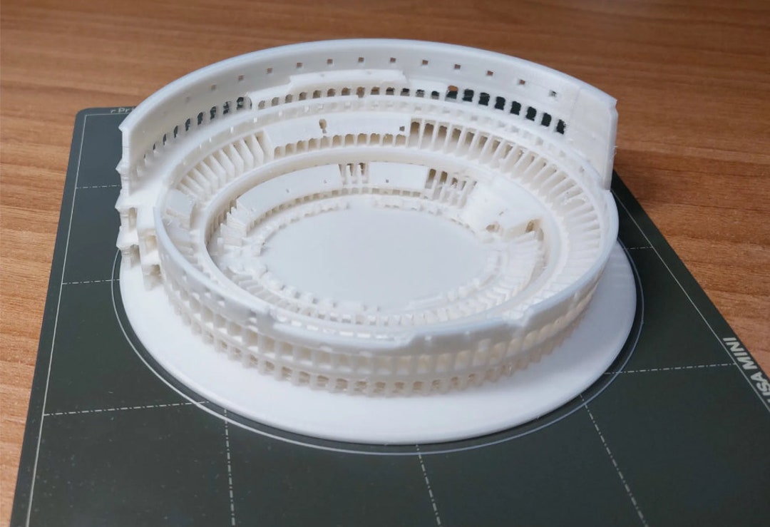 Mini Roman Colosseum Model | Rome Colosseum | Decoration for Home ...