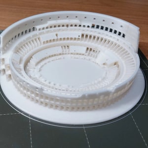 Mini Roman Colosseum Model | Rome Colosseum | Decoration for Home ...