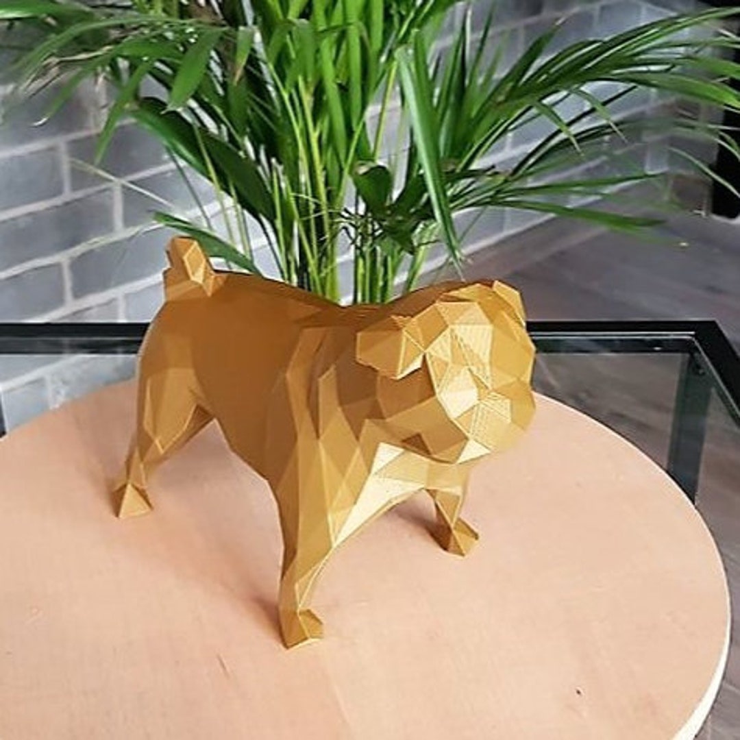 Low Poly Geometric Pug Statue Figurine | Home Decor Art for Pug Lovers ...