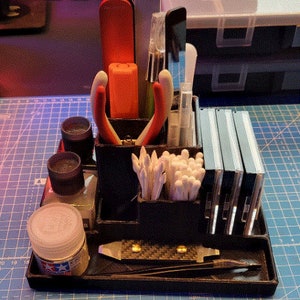 Tool Holder for Model Building - Gift for Hobby - Miniatures, Warhammer ...