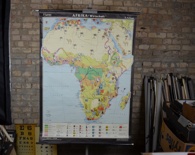 Pull Down Wall Map - Africa - Etsy Canada
