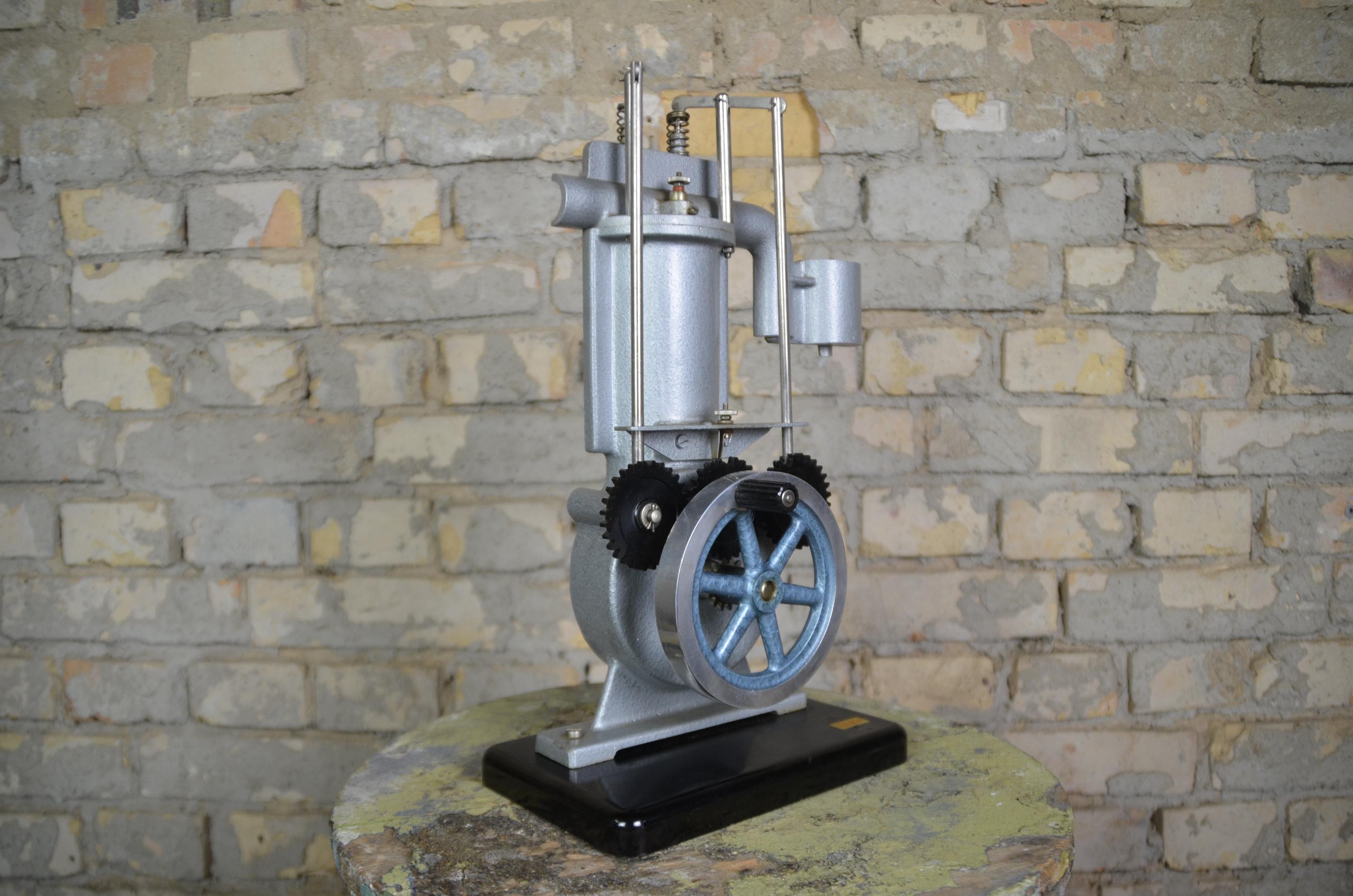 Four-stroke Single Cylinder Engine: Original Vintage 1950s German ...