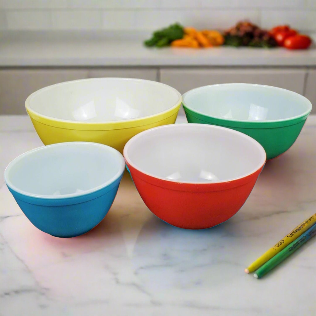 Vintage Pyrex Primary Colors Nesting Bowls set of 4 - Etsy