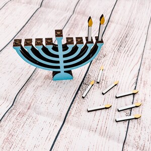 DIY Mini Menorah Craft for Kids, Wood Menorah for Children, Hanukkah ...