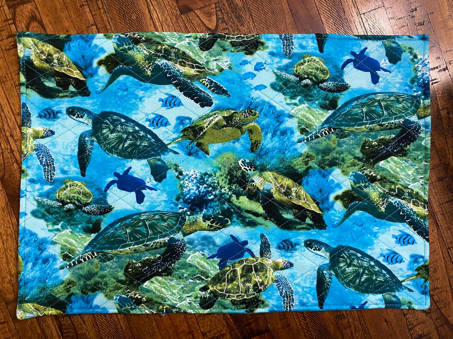 Sea Turtles Quilted Reversible Design Cotton Blend Rectangle Placemat ...