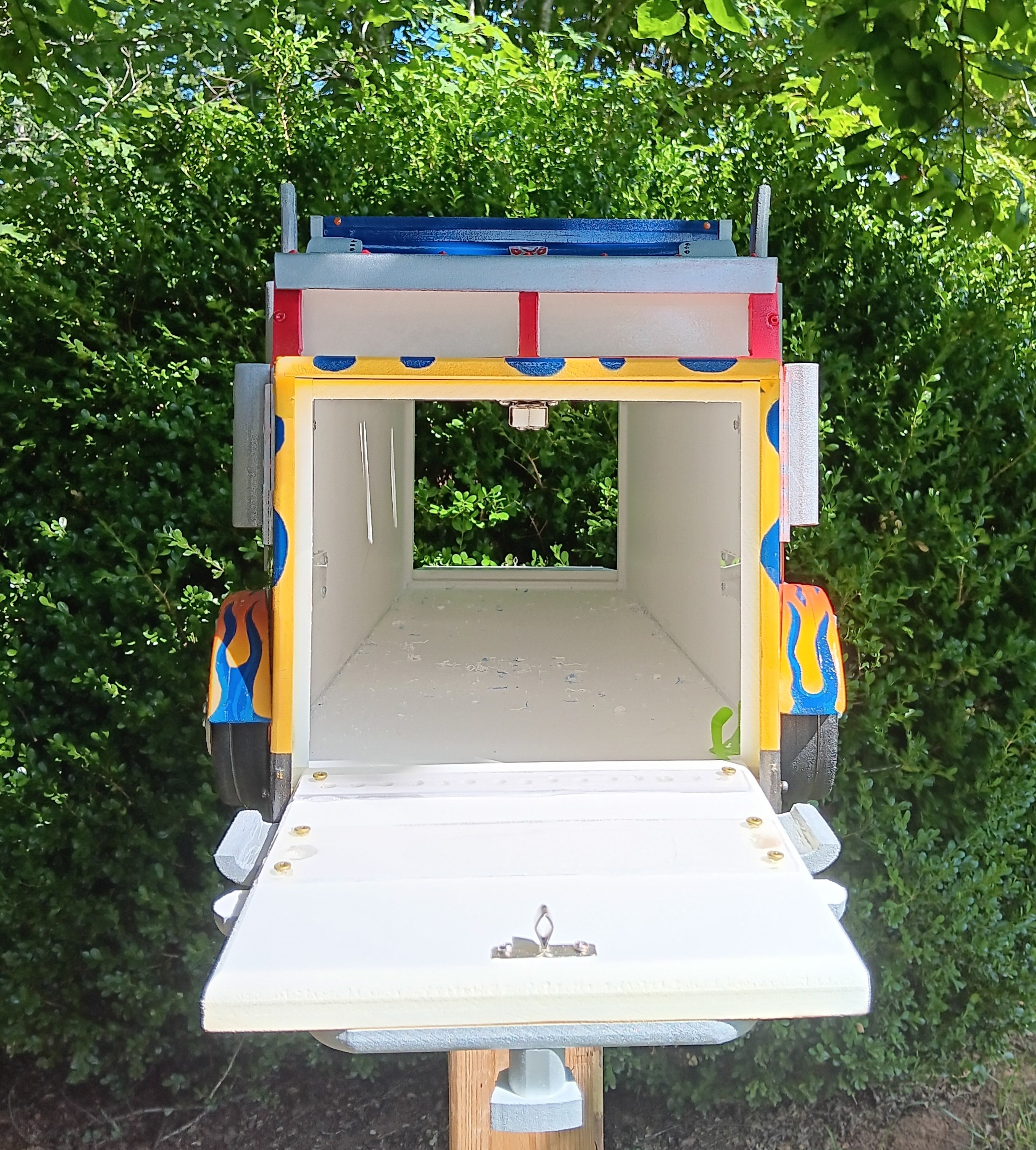 Tractor Trailer Mailbox That Lights up at Night - Etsy