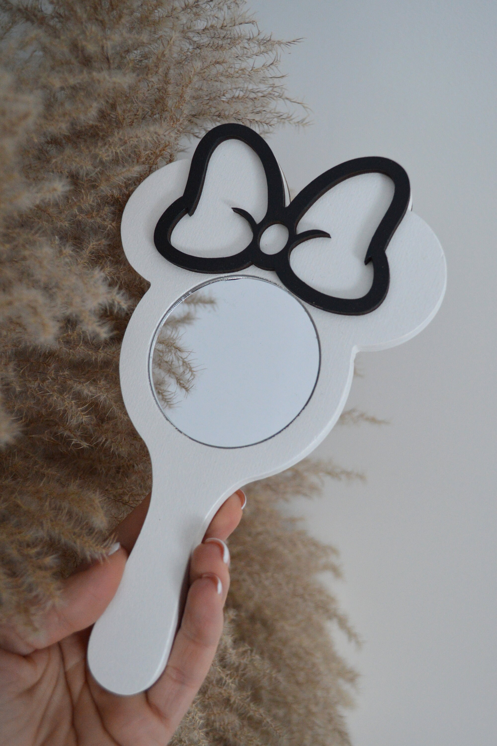 Minnie Mouse Personalized Wooden Mirror, Birthday Gifts for Girl ...