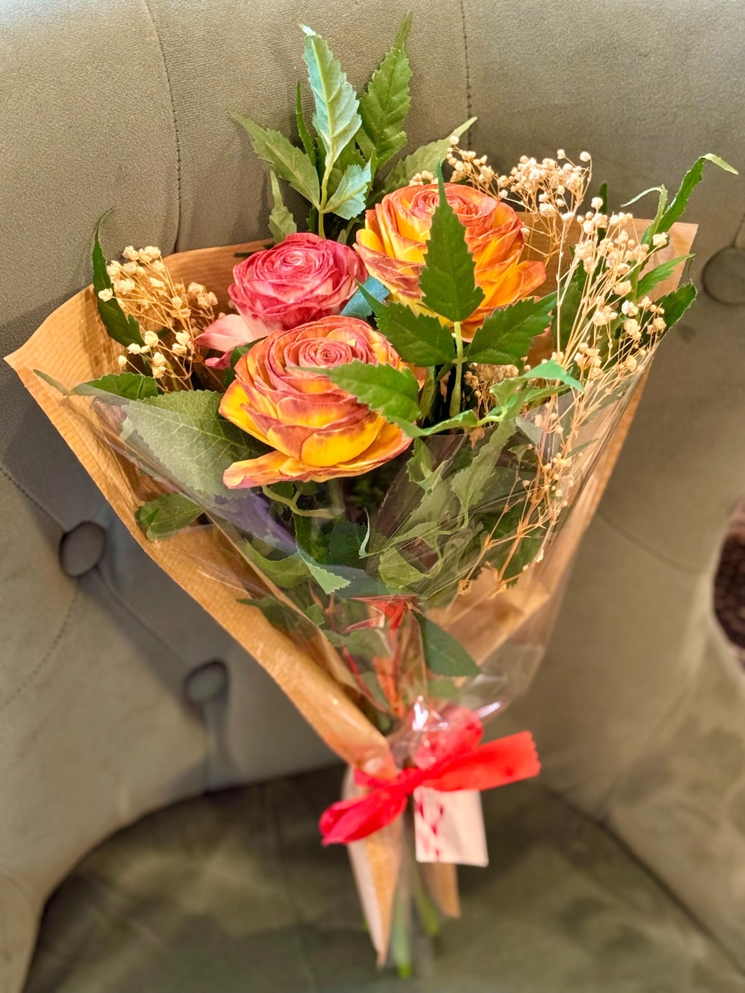 Three Rose Bouquet - Etsy