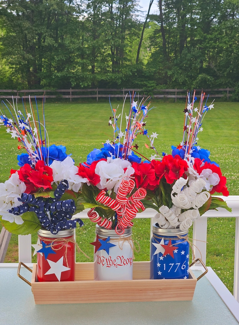 Beautiful Stars & Stripes 4th of July Centerpiece - Etsy
