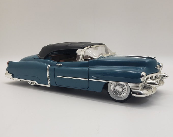 Vintage Diecast Car 1/18 Scale Model Toy Car - Etsy