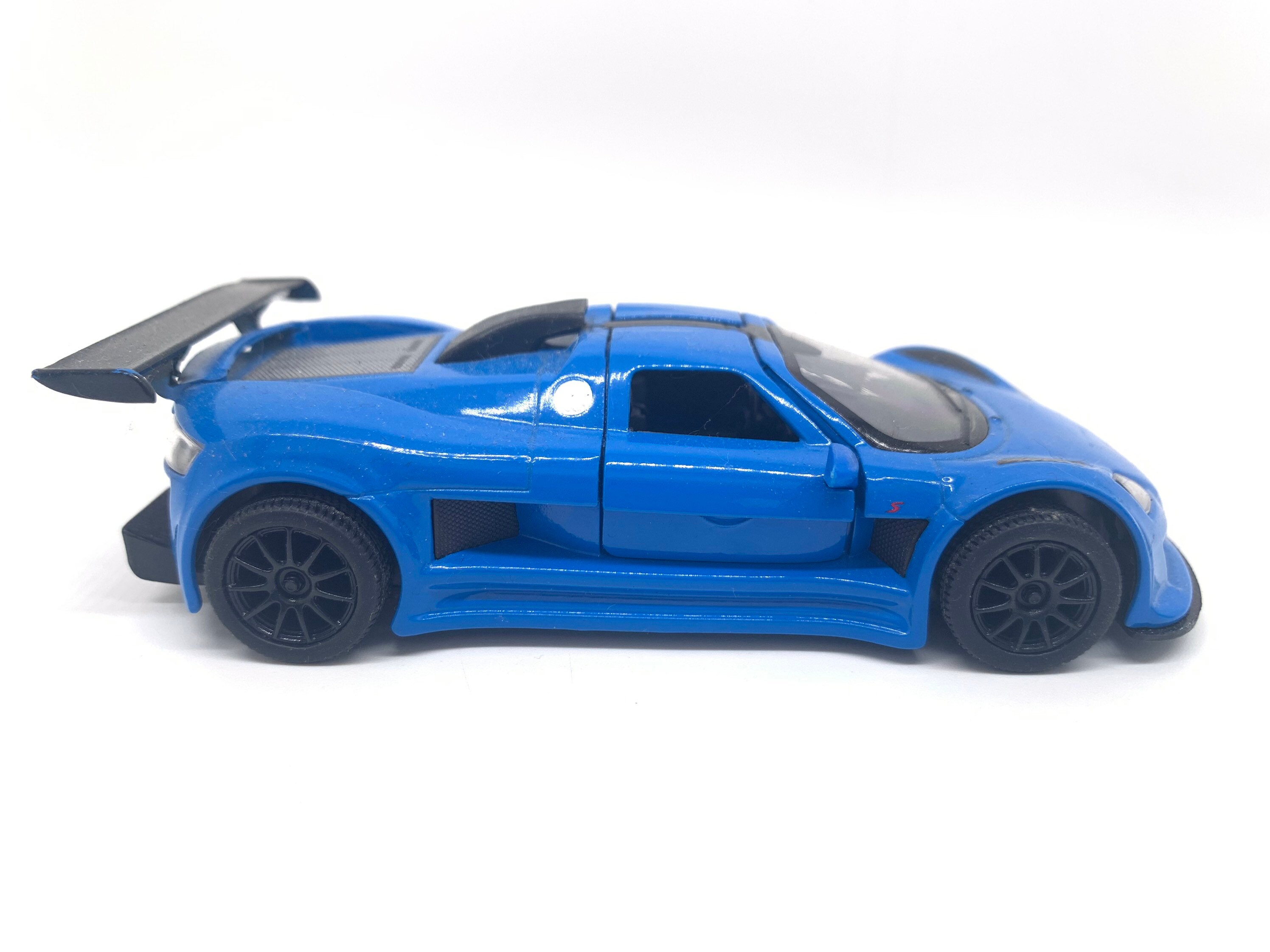 2010 Gumpert Apollo Sport