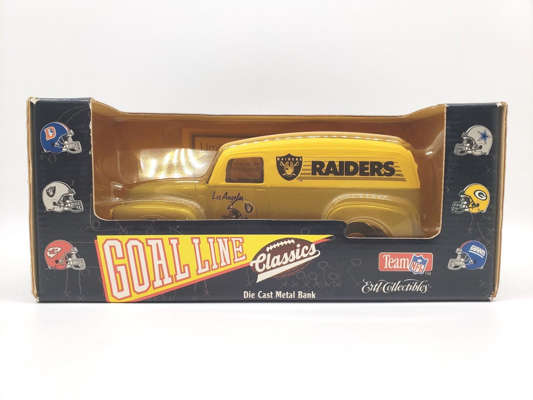 Vintage Los Angeles Raiders GMC Truck: ERTL Collectibles 1/24 Scale ...