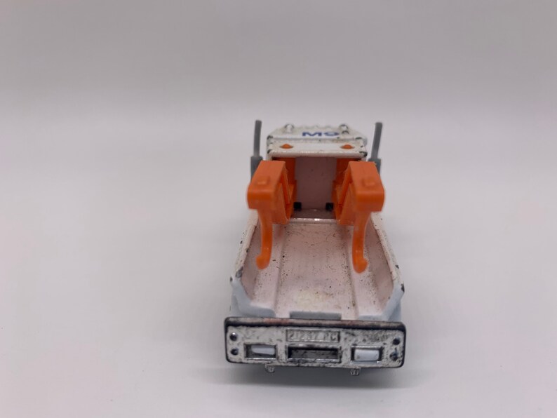 Matchbox Peterbilt Wreck Truck Police M9 Miniature Scale Toy Car - Etsy