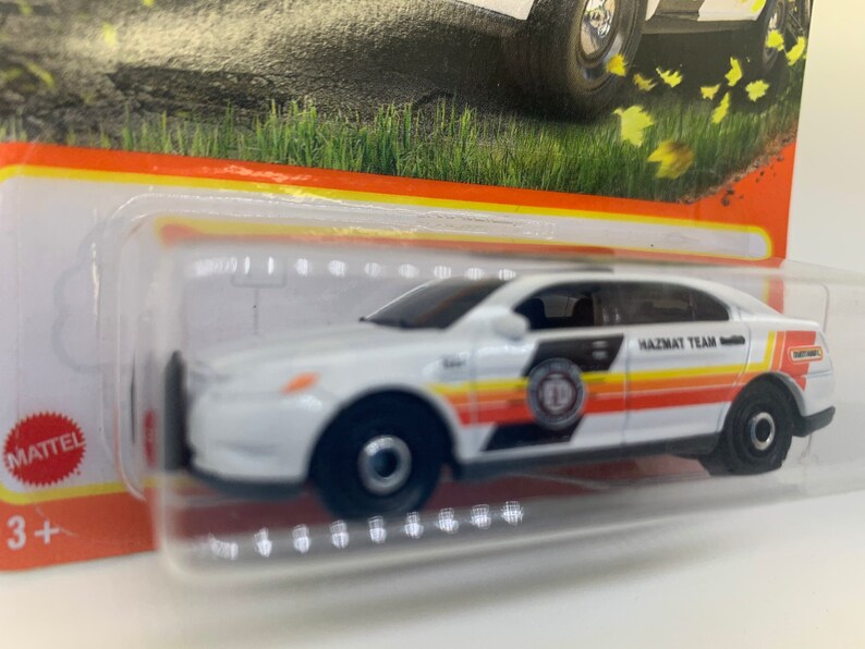 Matchbox Ford Police Interceptor Hazmat Team: Collectible Diecast Car ...