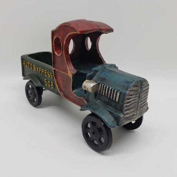 Vintage Cast Iron McCallaster Truck Vintage Green Cast Iron Truck ...