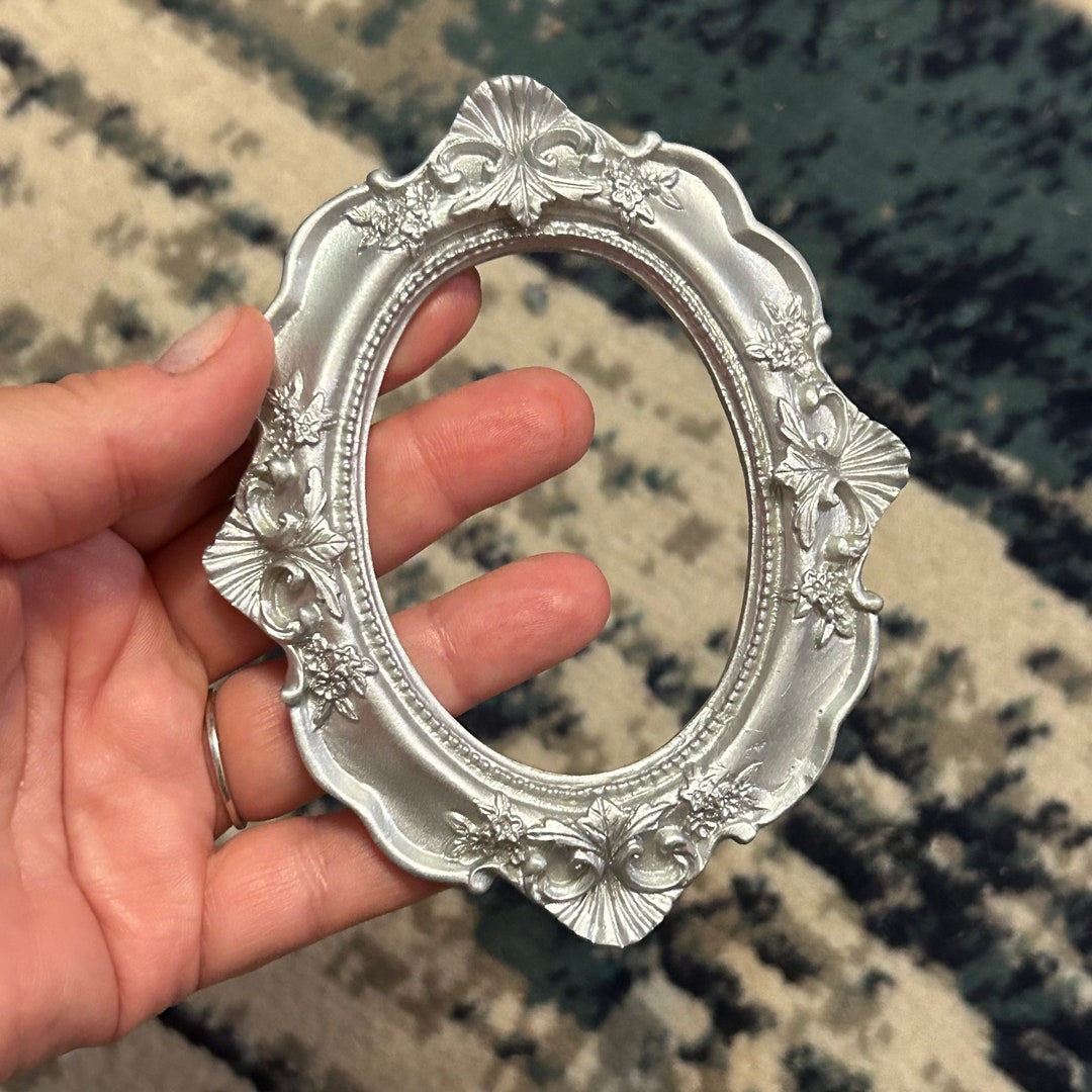 Custom Pet Portrait in 3”x4” Miniature Oval Silver Frame. Send Me a ...