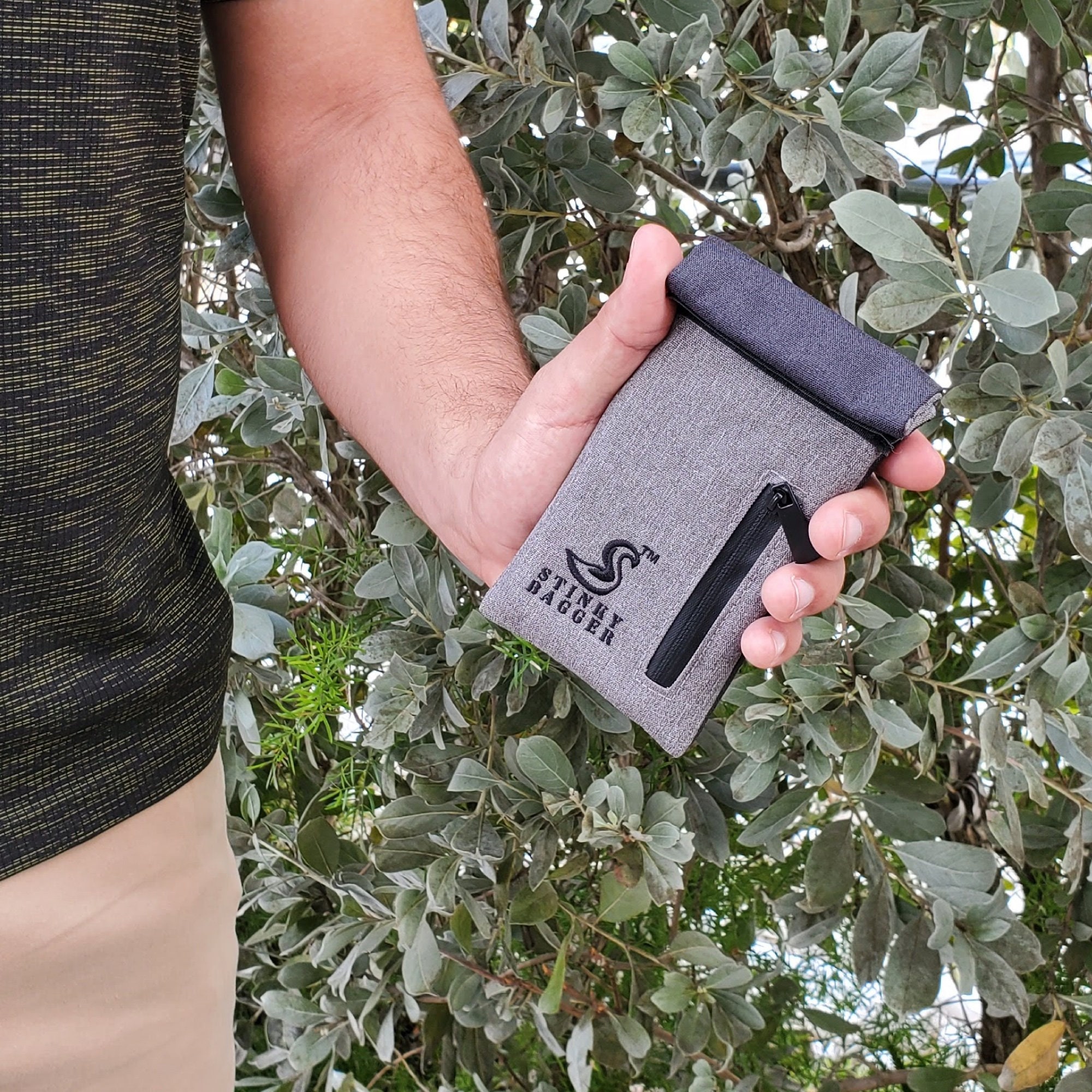 Stinky Bagger™ No-smell Pouch, Tray Included, Wider, Stylish Smell ...