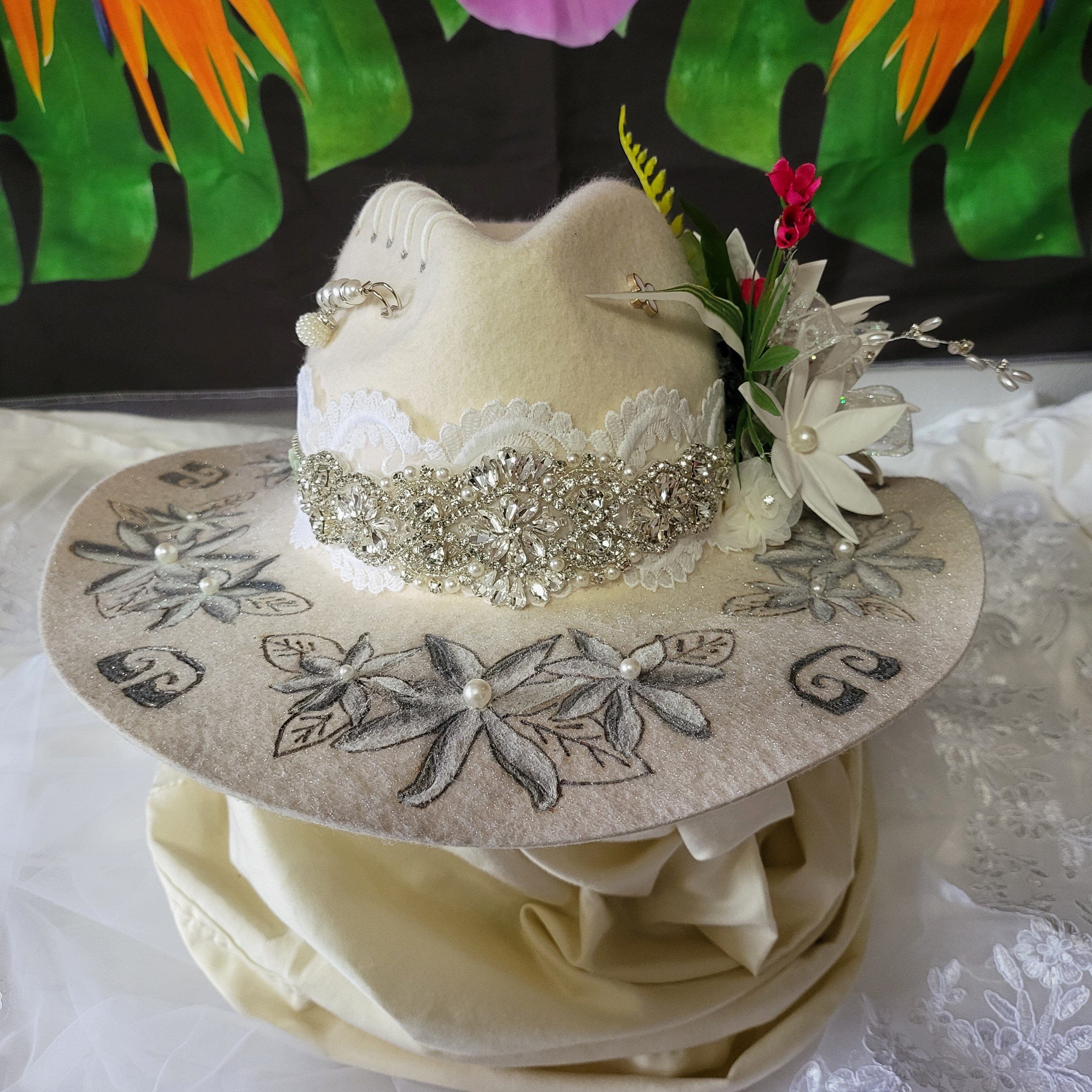 Hawaiian Wahine Panilolo Cowgirl Wedding Hat - Etsy