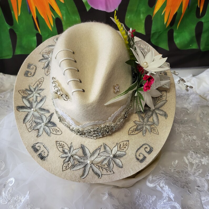 Hawaiian Wahine Panilolo Cowgirl Wedding Hat - Etsy