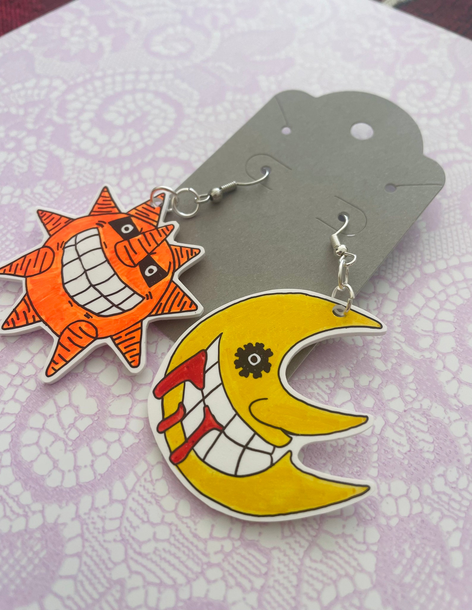 Soul Eater Sun and Moon Earrings - Etsy