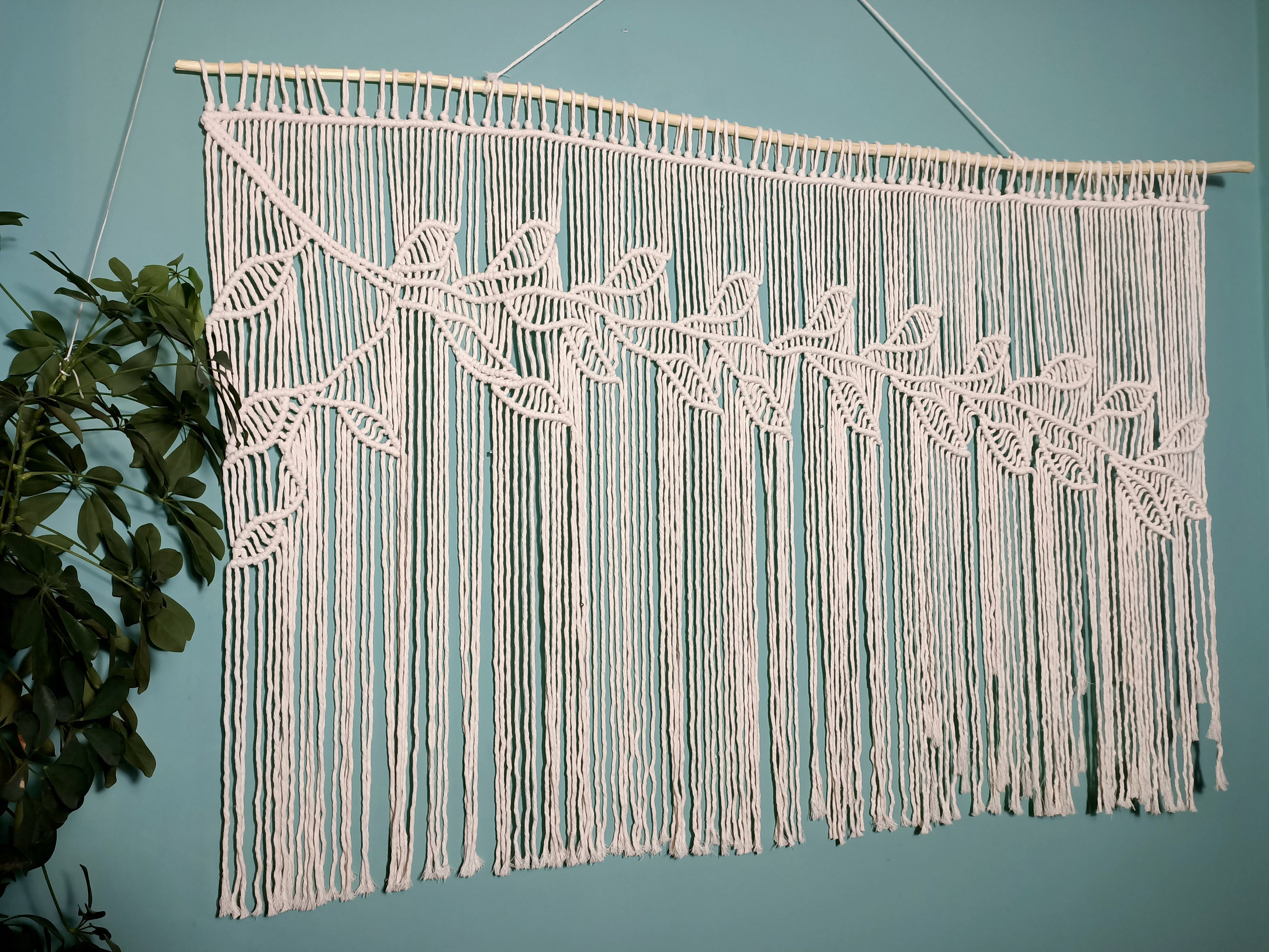 Macrame Wall Hanging Tree Branches With Leaves, Pattern Macrame Wall ...