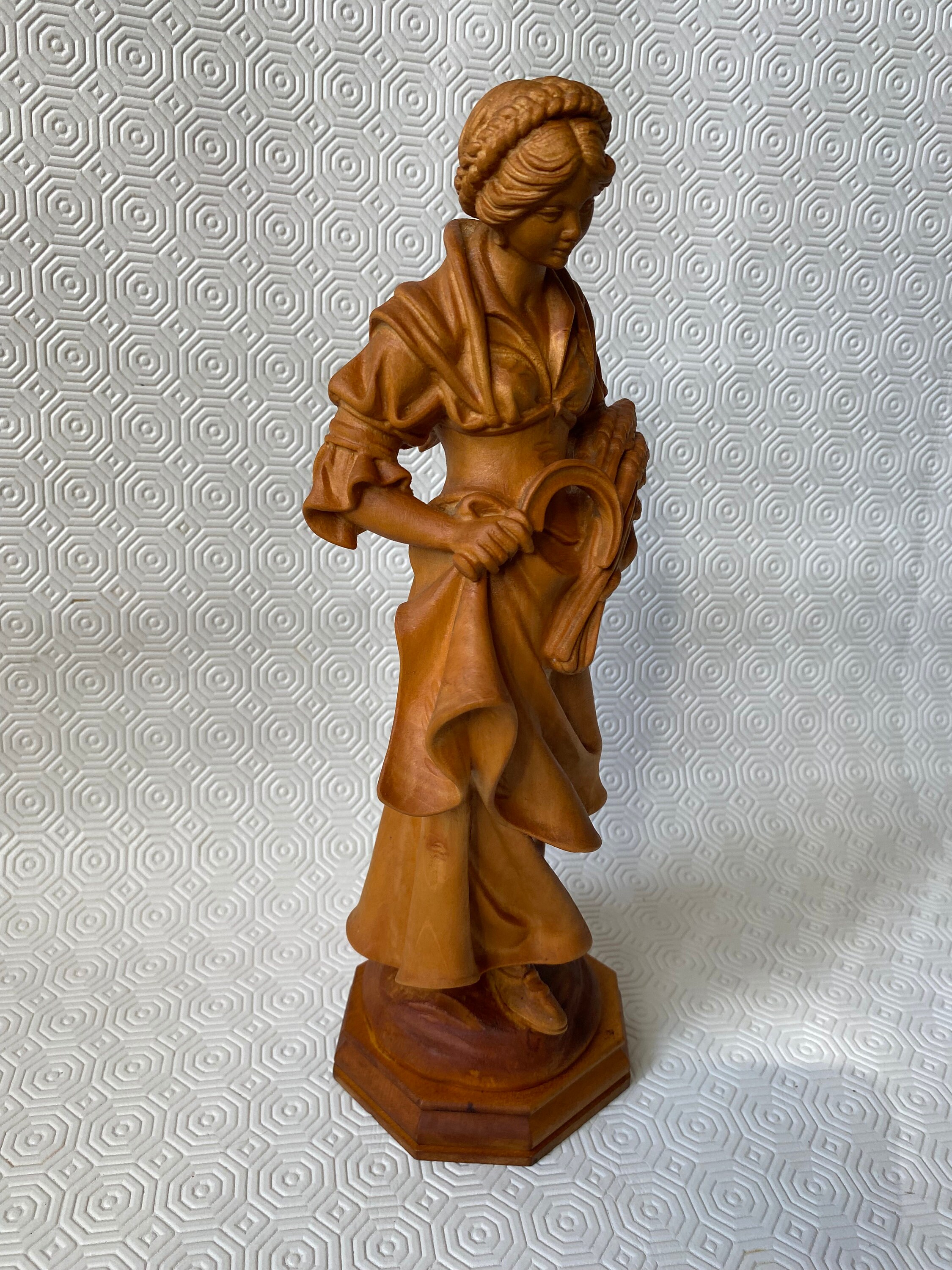 Vintage German Carved Wood Sculpture by Holzschnizerei FRANZ BARTHELS ...