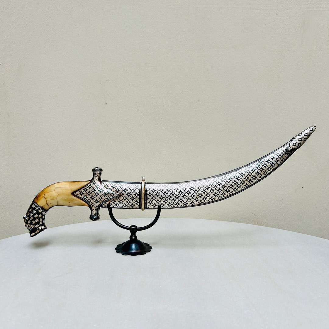 Tiger Head Oriental Indo Persian Dagger Silver Damascened Chiseled ...