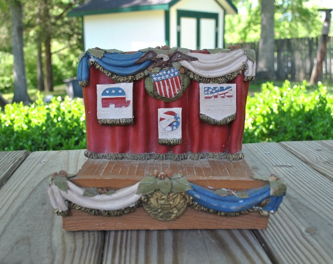 Tom Clark Debating Platform Stage #1 CAIRN Studios 1999 Signed by Clark ...