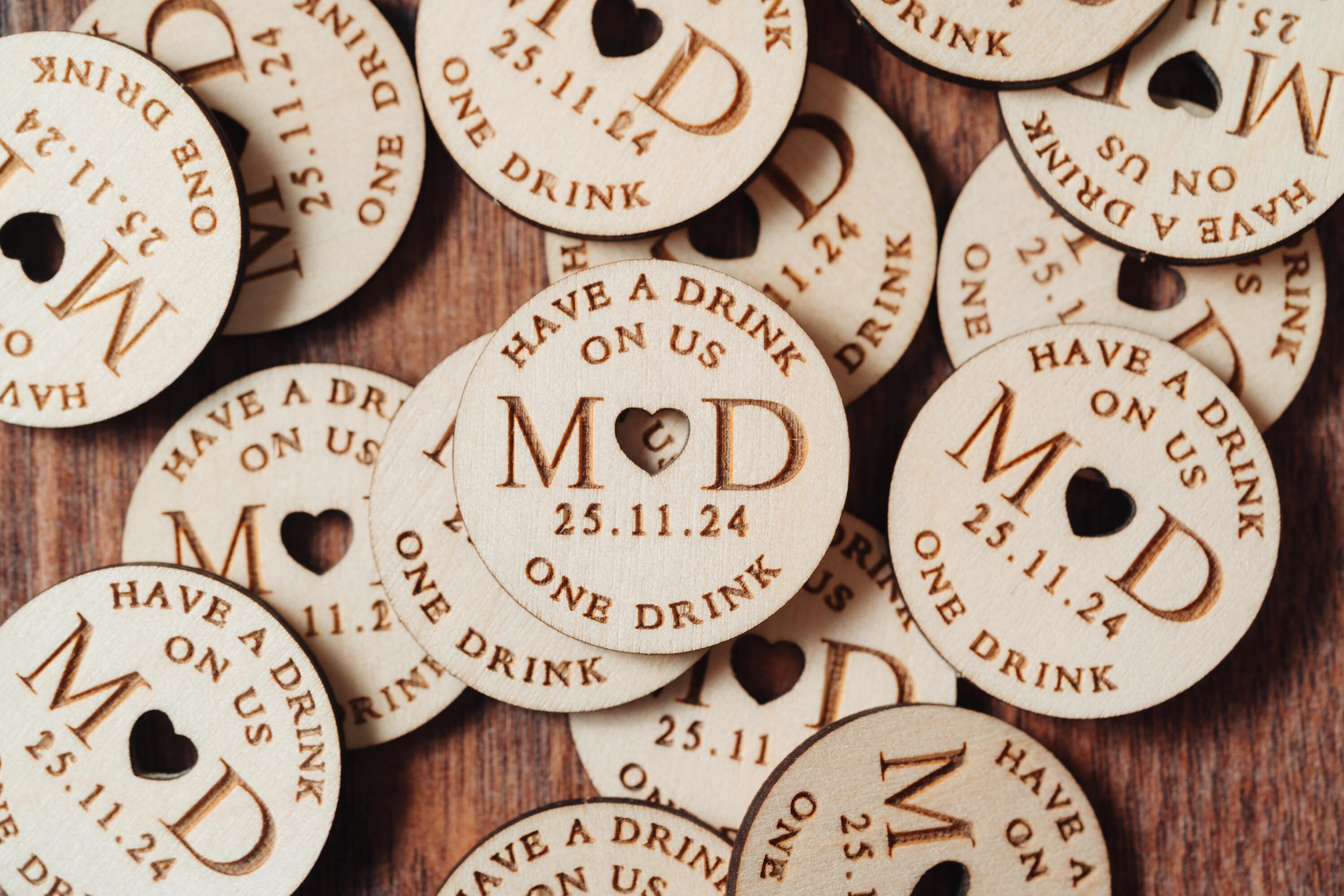 Wedding Drinks Tokens // Wedding Day Couple Initials and Date. - Etsy