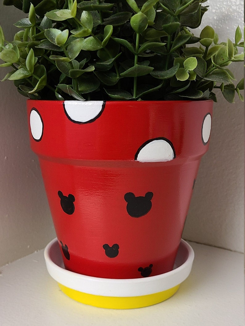 Minnie Mouse Terracotta Flower Pot - Etsy