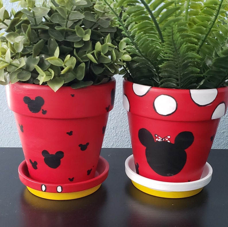 Minnie Mouse Terracotta Flower Pot - Etsy