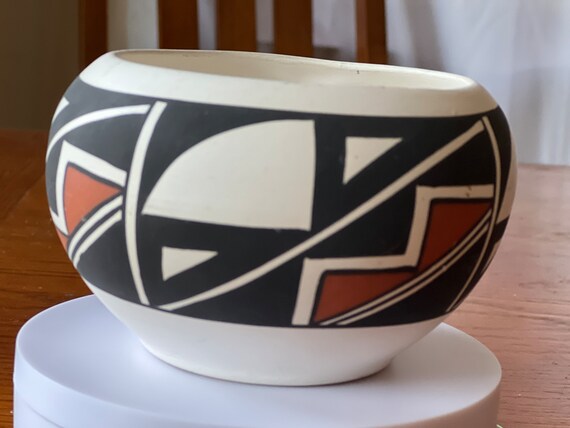 Acoma Pueblo Pottery by Shirley Chino - Etsy