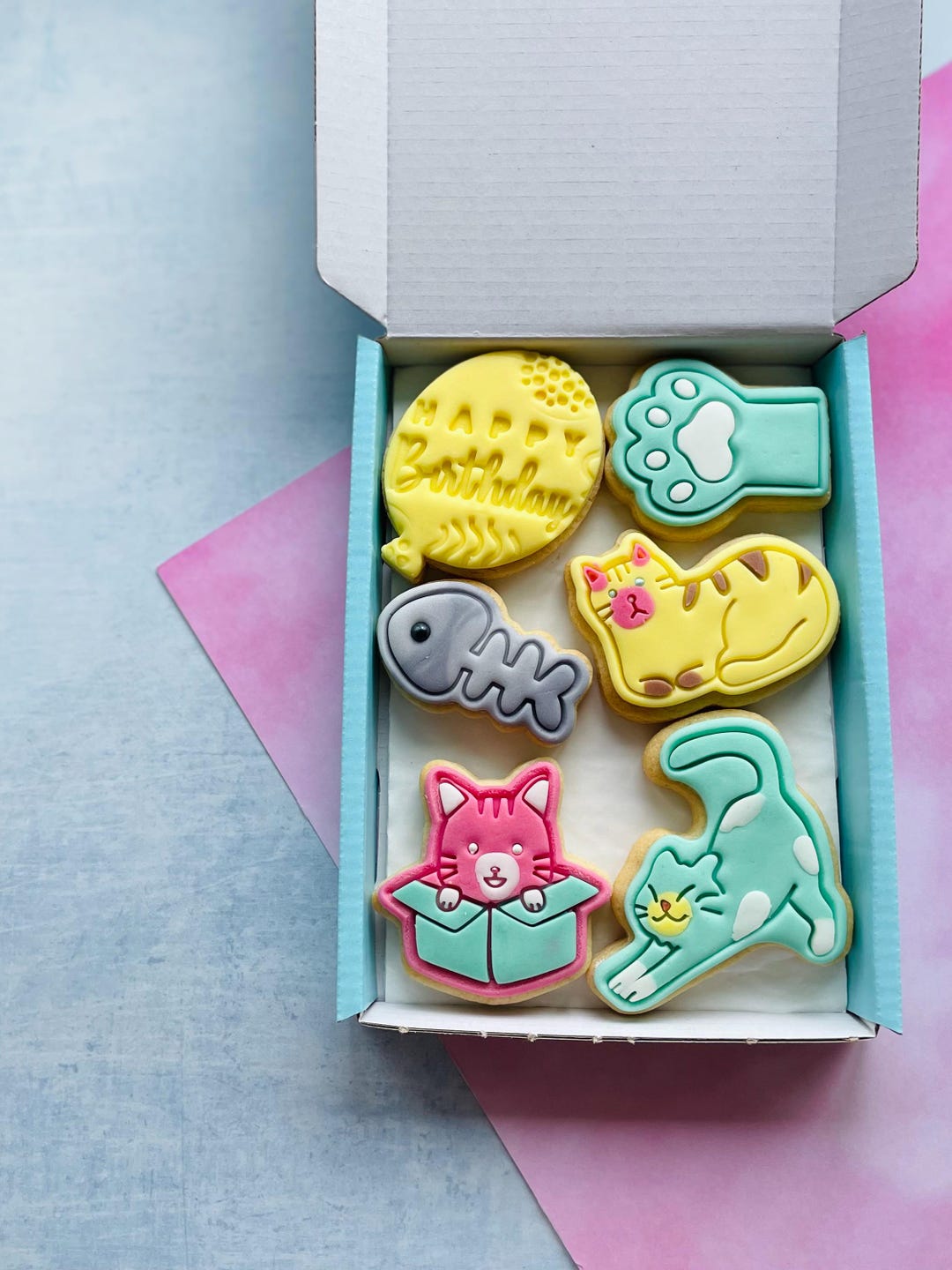 Joyful Cats Toe Bean Themed Biscuits Happy Birthday Cat Lover Gift ...