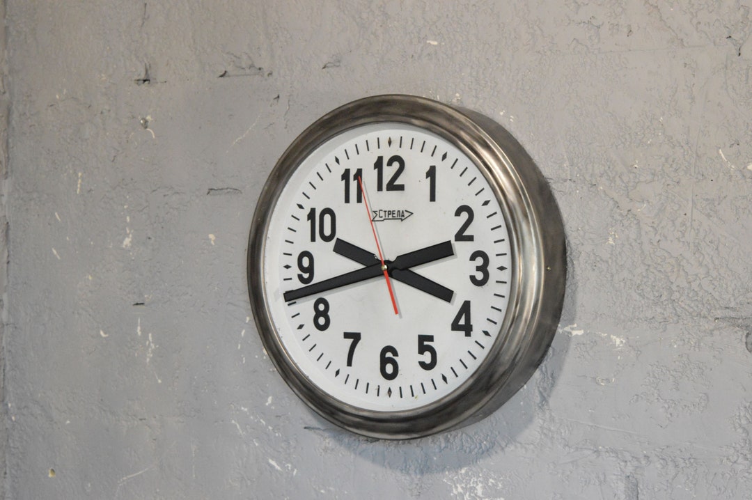 Big Vintage Wall Clock Large Industrial Clock - Etsy