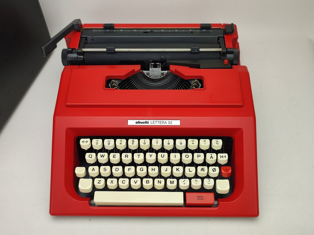 Rare* Olivetti Lettera 52 Working Typewriter With Case, Antique ...