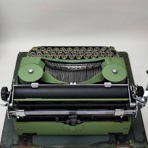 Mint*! SİMTYPE Working Typewriter With Case | Portable, Vintage ...