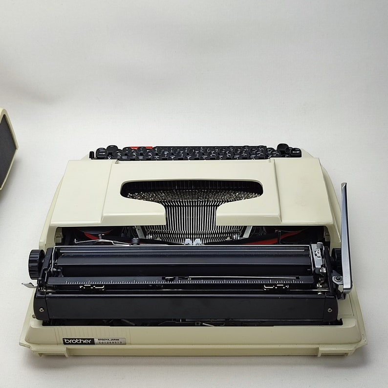 Arabic / Persian Typewriter Brother Deluxe Typewriter Working - Etsy