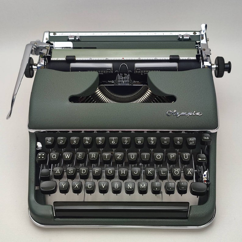 Olympia SM3 Working Typewriter With Case/ Portable, Vintage Typewriter Working/ New Years ...