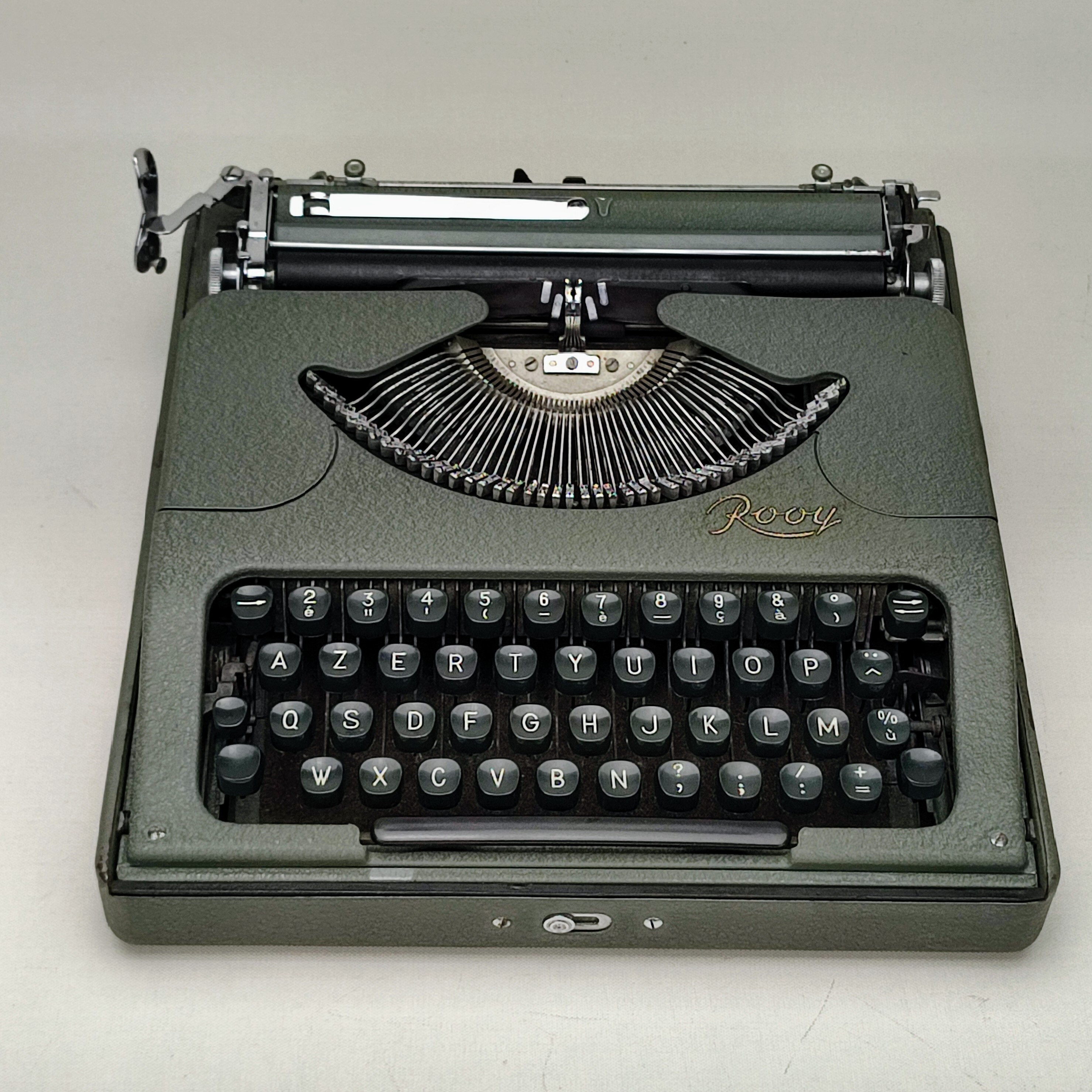 Ultra Slim French Rooy Working Typewriter, Portable, Compact Light ...