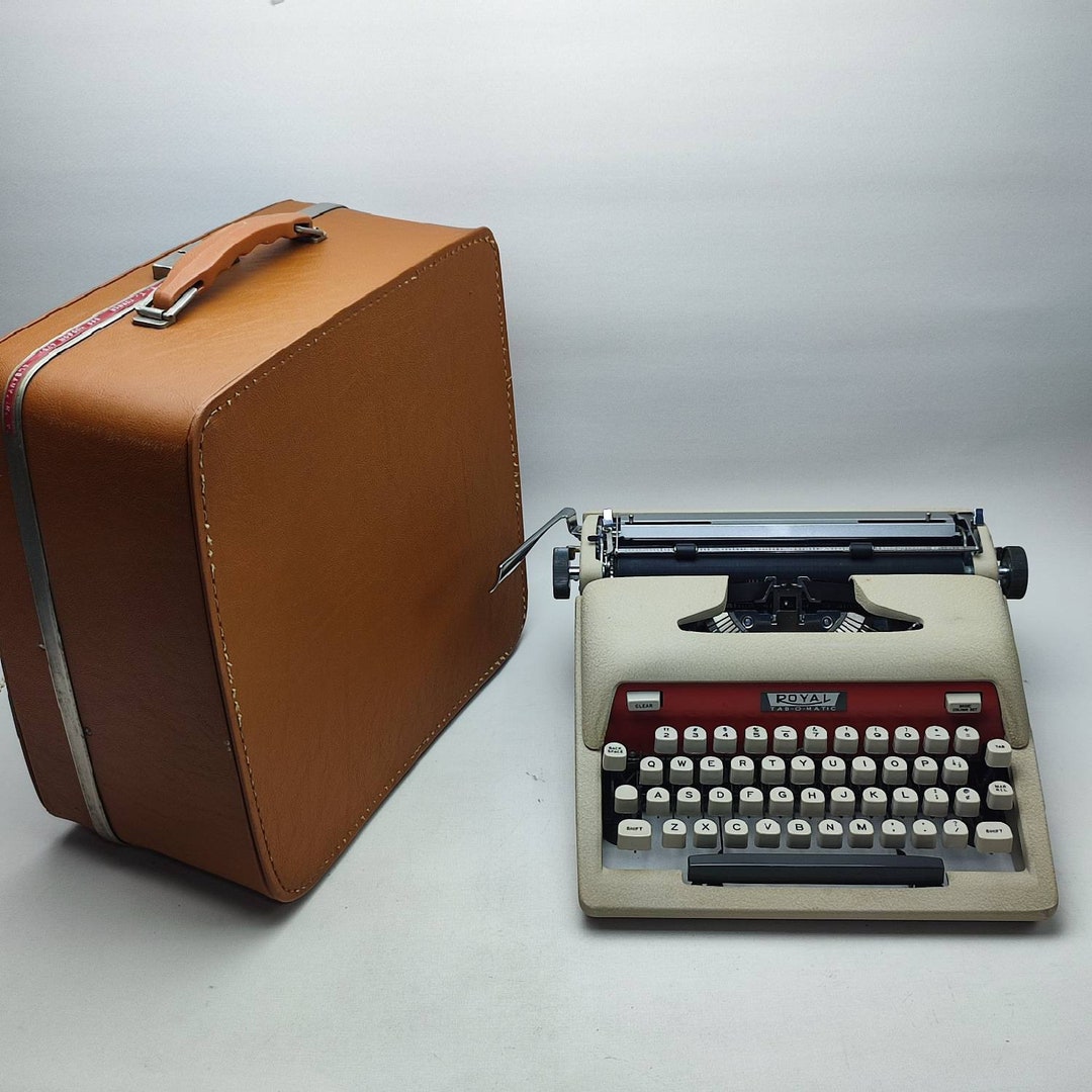 Royal TAB-O-MATİC Rare Working Typewriter, Portable, Vintage, Retro ...