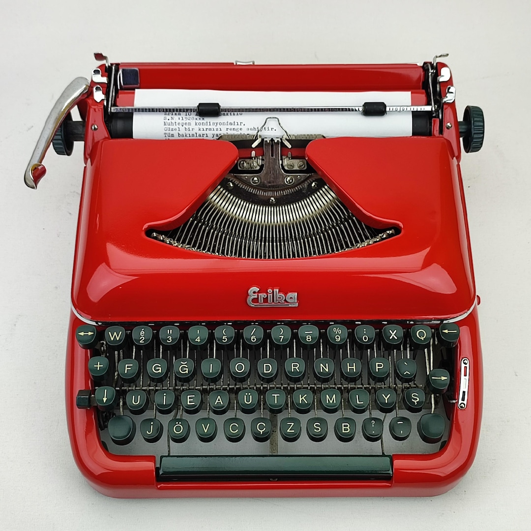 German ERİKA Mod 10 Working Typewriter, Turkish Keyboard Portable ...