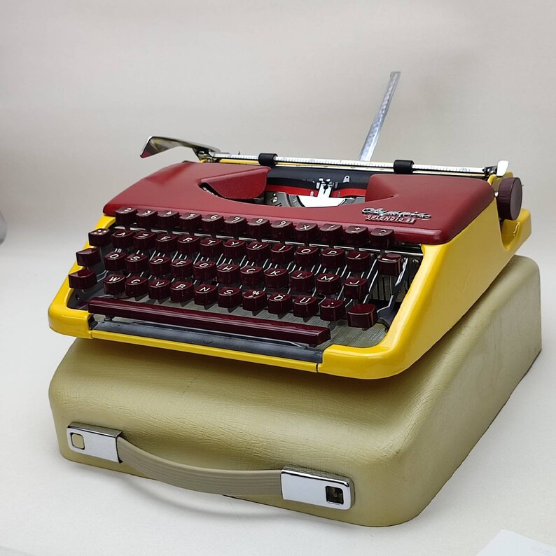 Olympia SPLENDİD Portable Typewriter / Working Typewriter/ - Etsy